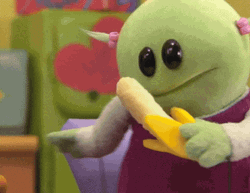 Nanalan Eating Banana Meme GIF | GIFDB.com