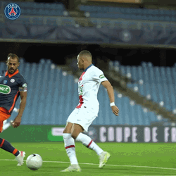 Paris Saint-germain Best Player Kylian Mbappe Score Goal GIF | GIFDB.com