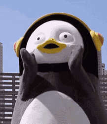 Penguin Pengsoo Clapping Hands Round Of Applause GIF | GIFDB.com