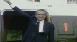 President George W Bush Waving GIF | GIFDB.com