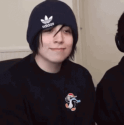 Quackity Streamer Big Smile GIF | GIFDB.com