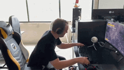 Rage Quit Going Berserk Breaking Keyboard GIF | GIFDB.com