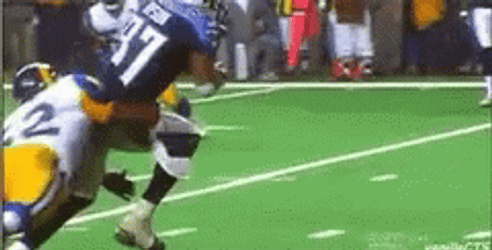 Rams Davis Allen Passing Ball GIF | GIFDB.com