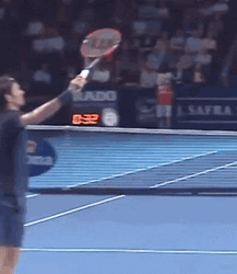 Roger Federer Rewinding GIF | GIFDB.com