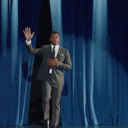 Russell Wilson Hi GIF | GIFDB.com