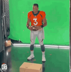 Russell Wilson Orange Jersey GIF | GIFDB.com