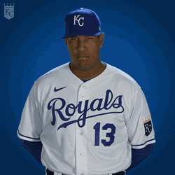 Salvy Smiling Royals 13 GIF | GIFDB.com