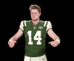 Sam Darnold Flexing His Muscles GIF | GIFDB.com