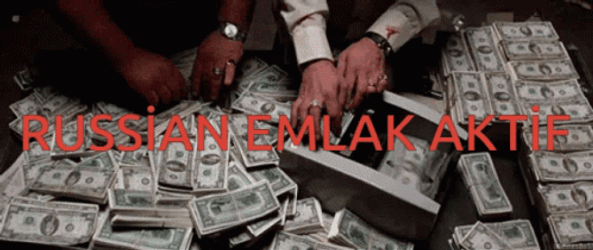 Scarface Counting Money Russian Emlak Aktif GIF | GIFDB.com