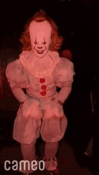 Scary Clown Pennywise Dancing It Movie GIF | GIFDB.com