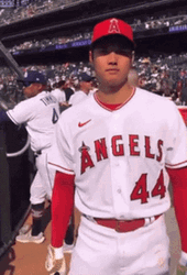 Shohei Ohtani Staring At Camera GIF | GIFDB.com