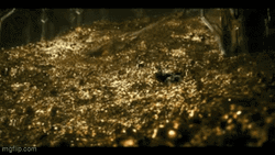 Smaug Guarding Hoarded Gold GIF | GIFDB.com