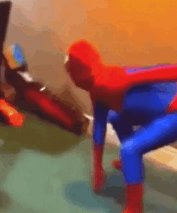Spooderman Signature Post GIF | GIFDB.com
