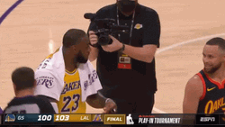 Steph Curry Dunk Disagree GIF | GIFDB.com
