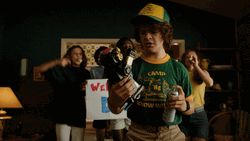 Stranger Things GIFs | GIFDB.com