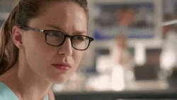 Super Girl Actress Melissa Benoist Stank Face GIF | GIFDB.com