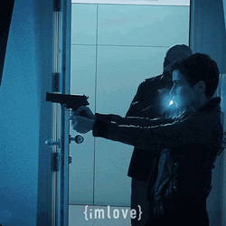 Swat Action Tactical Maneuvers GIF | GIFDB.com