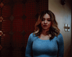 Sydney Sweeney Actress Painful Expression GIF | GIFDB.com