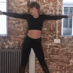 Taylor Swift Dancing Faster Movements GIF | GIFDB.com