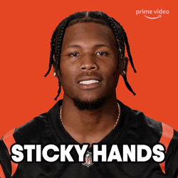 Tee Higgins Sticky Hands GIF | GIFDB.com