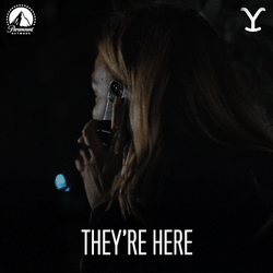 Theyre Here Scared Piper Perabo GIF | GIFDB.com