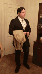 John Travolta Looking Around GIF | GIFDB.com