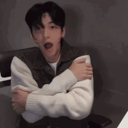 Txt Soobin Shocked GIF | GIFDB.com
