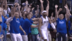 Vince Carter Boldy Walking GIF | GIFDB.com