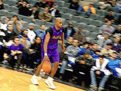 Vince Carter Free Throw Dunking GIF | GIFDB.com