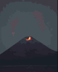 Volcano Eruption Splashing Lava GIF | GIFDB.com