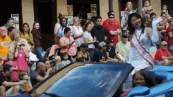 Waving Beauty Queen Parade GIF | GIFDB.com